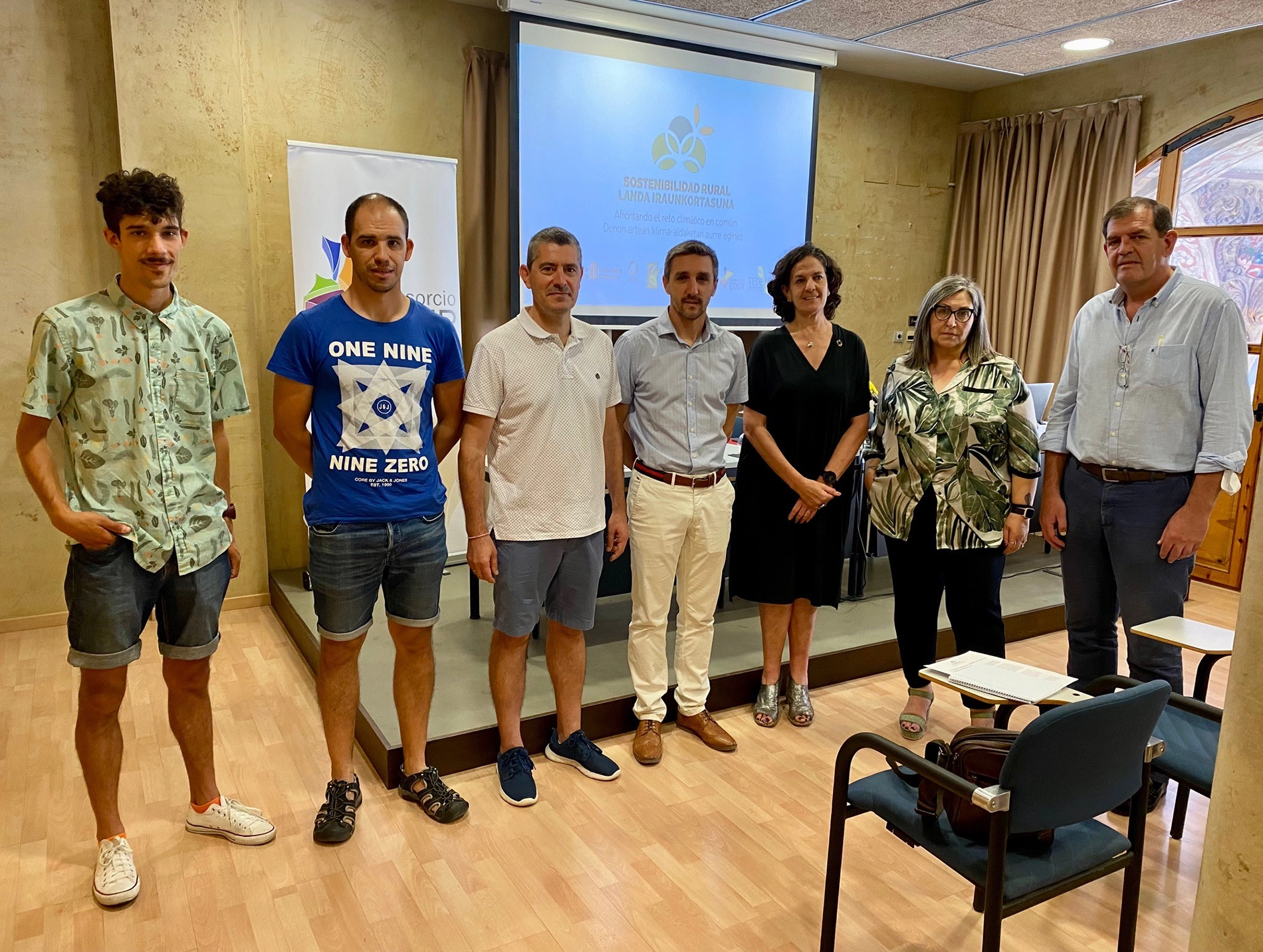 Los cuatro grupos de acción local de Navarra se unen para afrontar el reto climático en un ...