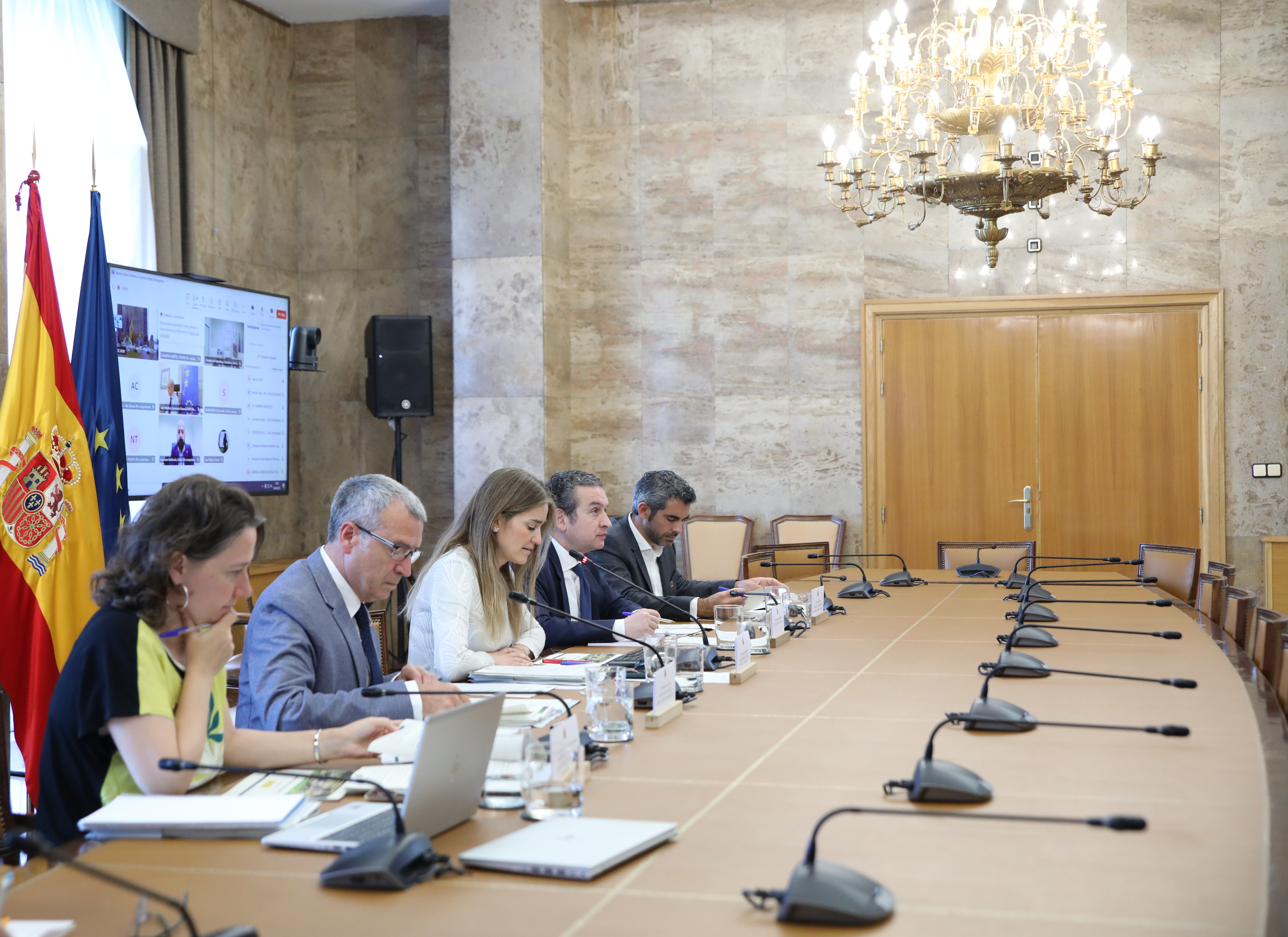 Sara Aagesen, ministra para la Transición Ecológica y el Reto ...